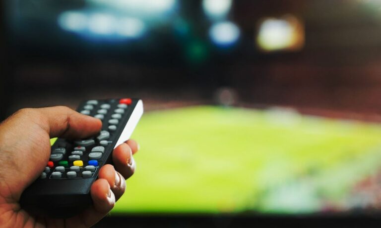 Regarder des matchs de foot en direct avec le streaming | Place de Foot