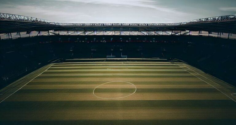 Dimensions exactes d'un terrain de football : tout ce que vous devez savoir